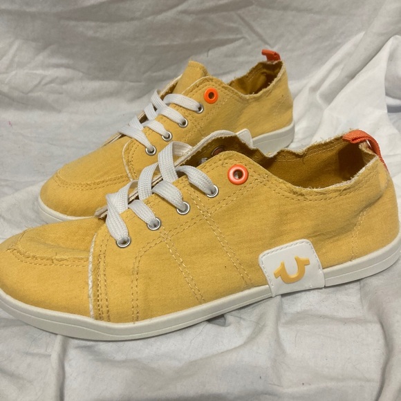 True Religion | Shoes | True Religion Sahana Womens Distressed Logo ...